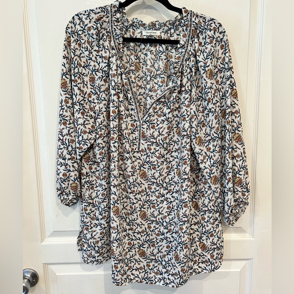Max Studio | Tops | Max Studio Floral X Top | Poshmark